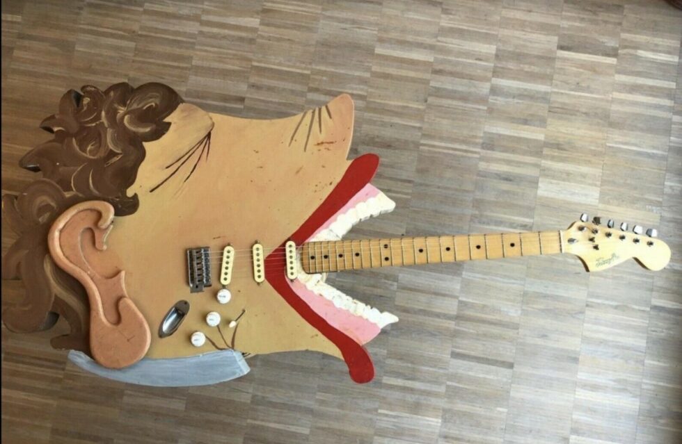 The Guitar That Eats Bad Notes: The Human Face Guitar - Guitar Fail